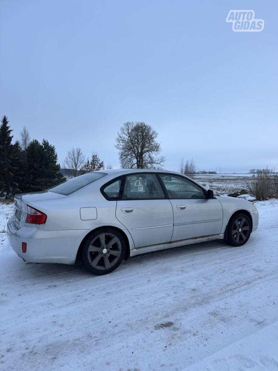 Subaru Legacy 2008 in Vilnius, with an engine capacity of 3.00 L and mileage of 300 thousand km for 1850 €, photo 1 on AUTOMOTO.COM.LV