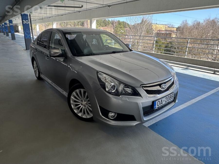 Subaru Legacy 2010 Rīga, ar dzinēja tilpumu 2.50 L un nobraukumu 165 tūkst. km par 5700 €, foto 3 vietnē AUTOMOTO.COM.LV