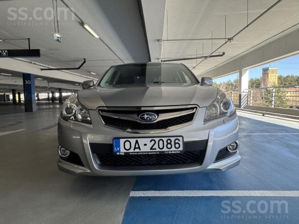 Subaru Legacy 2010 Rīga, ar dzinēja tilpumu 2.50 L un nobraukumu 165 tūkst. km par 5700 €, foto 5 vietnē AUTOMOTO.COM.LV