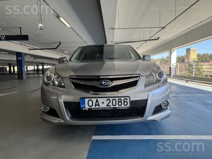 Subaru Legacy 2010 Rīga, ar dzinēja tilpumu 2.50 L un nobraukumu 165 tūkst. km par 5700 €, foto 6 vietnē AUTOMOTO.COM.LV