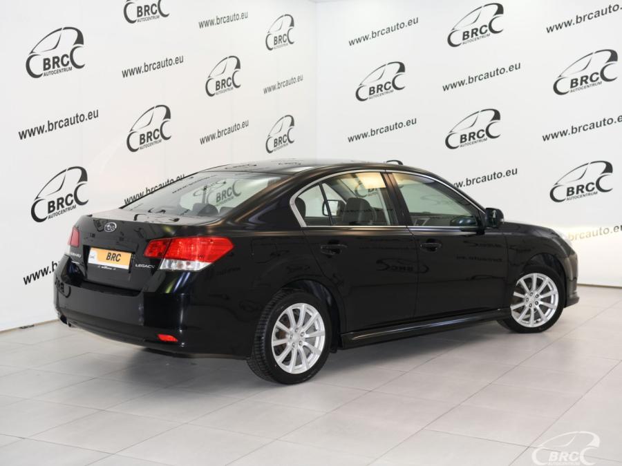 Subaru Legacy 2011 in Vilnius, with an engine capacity of 2.46 L and mileage of 226 thousand km for 5300 €, photo 3 on AUTOMOTO.COM.LV