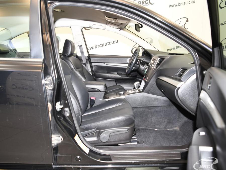 Subaru Legacy 2011 in Vilnius, with an engine capacity of 2.46 L and mileage of 226 thousand km for 5300 €, photo 5 on AUTOMOTO.COM.LV