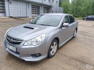 Subaru Legacy 2011 Visaginas, ar dzinēja tilpumu 2.00 L un nobraukumu 267 tūkst. km par 5300 €, foto 4 vietnē AUTOMOTO.COM.LV