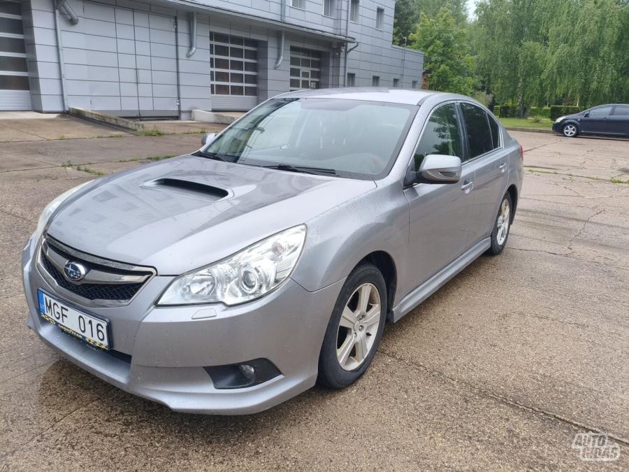 Subaru Legacy 2011 Visaginas, ar dzinēja tilpumu 2.00 L un nobraukumu 267 tūkst. km par 5300 €, foto 4 vietnē AUTOMOTO.COM.LV