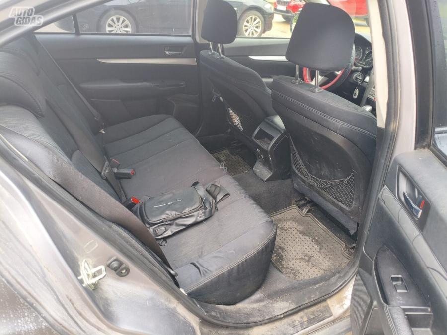 Subaru Legacy 2011 Visaginas, ar dzinēja tilpumu 2.00 L un nobraukumu 267 tūkst. km par 5300 €, foto 10 vietnē AUTOMOTO.COM.LV