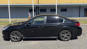Subaru Legacy 2011 in Kohtla-Jarve, with an engine capacity of 2.50 L and mileage of 273 thousand km for 3500 €, photo 9 on AUTOMOTO.COM.LV