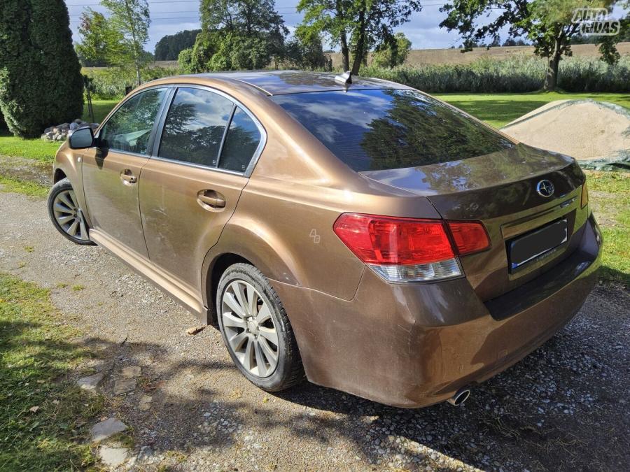 Subaru Legacy 2011 Marijampole, ar dzinēja tilpumu 2.50 L un nobraukumu 195 tūkst. km par 2900 €, foto 3 vietnē AUTOMOTO.COM.LV