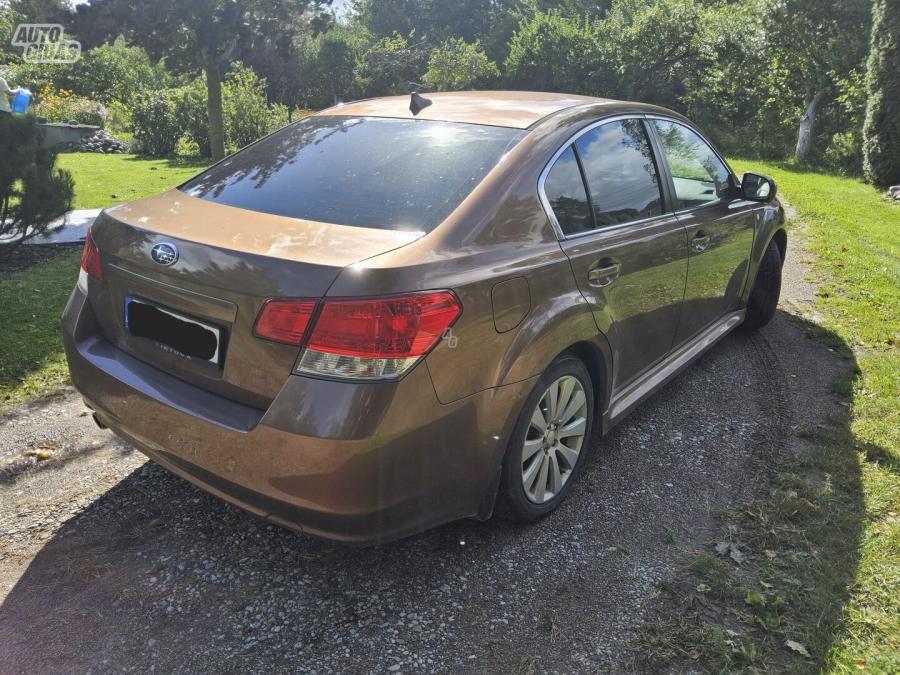 Subaru Legacy 2011 Marijampole, ar dzinēja tilpumu 2.50 L un nobraukumu 195 tūkst. km par 2900 €, foto 5 vietnē AUTOMOTO.COM.LV