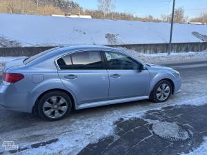 Subaru Legacy 2014 in Vilnius, with an engine capacity of 2.50 L and mileage of 157 thousand km for 4900 €, photo 5 on AUTOMOTO.COM.LV