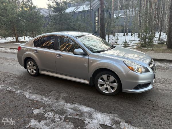 Subaru Legacy 2014 Viļņa, ar dzinēja tilpumu 2.50 L un nobraukumu 157 tūkst. km par 4900 €, foto 4 vietnē AUTOMOTO.COM.LV