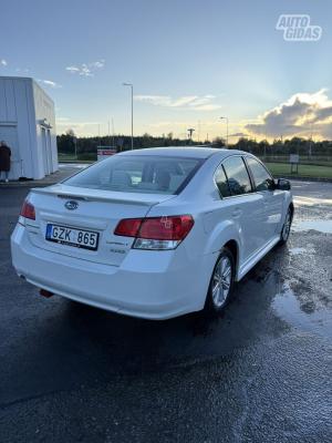 Subaru Legacy 2014 in Vilnius, with an engine capacity of 2.50 L and mileage of 193 thousand km for 2150 €, photo 3 on AUTOMOTO.COM.LV