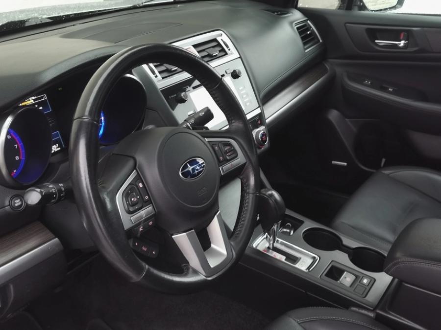 Subaru Legacy 2015 Rīga, ar dzinēja tilpumu 2.50 L un nobraukumu 223 tūkst. km par 12990 €, foto 11 vietnē AUTOMOTO.COM.LV