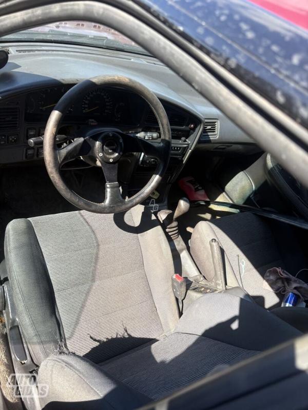 Subaru Legacy 1995 Tauragė, ar dzinēja tilpumu 2.00 L un nobraukumu 300 tūkst. km par 4300 €, foto 7 vietnē AUTOMOTO.COM.LV