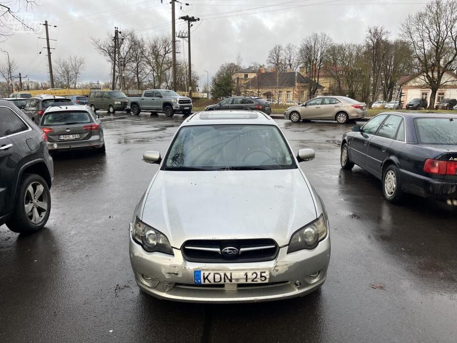 Subaru Legacy 2004 Viļņa, ar dzinēja tilpumu 2.50 L un nobraukumu 311 tūkst. km par 750 €, foto 2 vietnē AUTOMOTO.COM.LV