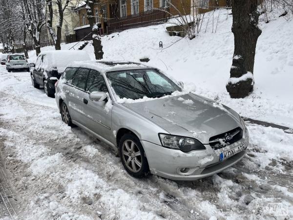 Subaru Legacy 2004 Viļņa, ar dzinēja tilpumu 2.50 L un nobraukumu 311 tūkst. km par 750 €, foto 1 vietnē AUTOMOTO.COM.LV