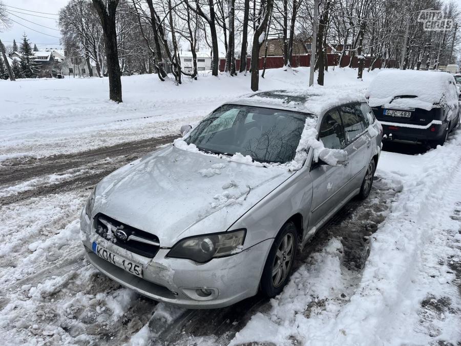 Subaru Legacy 2004 in Vilnius, with an engine capacity of 2.50 L and mileage of 311 thousand km for 750 €, photo 2 on AUTOMOTO.COM.LV