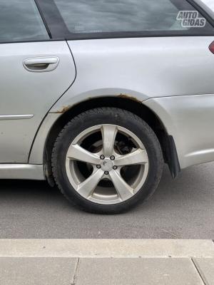 Subaru Legacy 2004 in Vilnius, with an engine capacity of 2.50 L and mileage of 361 thousand km for 1200 €, photo 10 on AUTOMOTO.COM.LV
