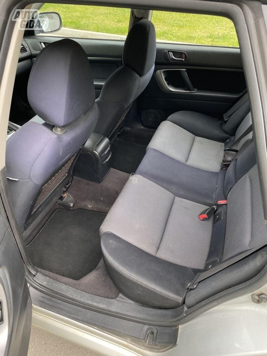 Subaru Legacy 2004 in Vilnius, with an engine capacity of 2.50 L and mileage of 361 thousand km for 1200 €, photo 14 on AUTOMOTO.COM.LV