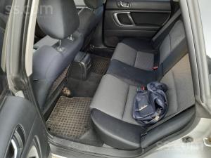 Subaru Legacy 2004 Rīga, ar dzinēja tilpumu 2.00 L un nobraukumu 360 tūkst. km par 1650 €, foto 3 vietnē AUTOMOTO.COM.LV