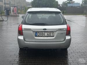 Subaru Legacy 2004 in Vilnius, with an engine capacity of 2.00 L and mileage of 276 thousand km for 800 €, photo 5 on AUTOMOTO.COM.LV