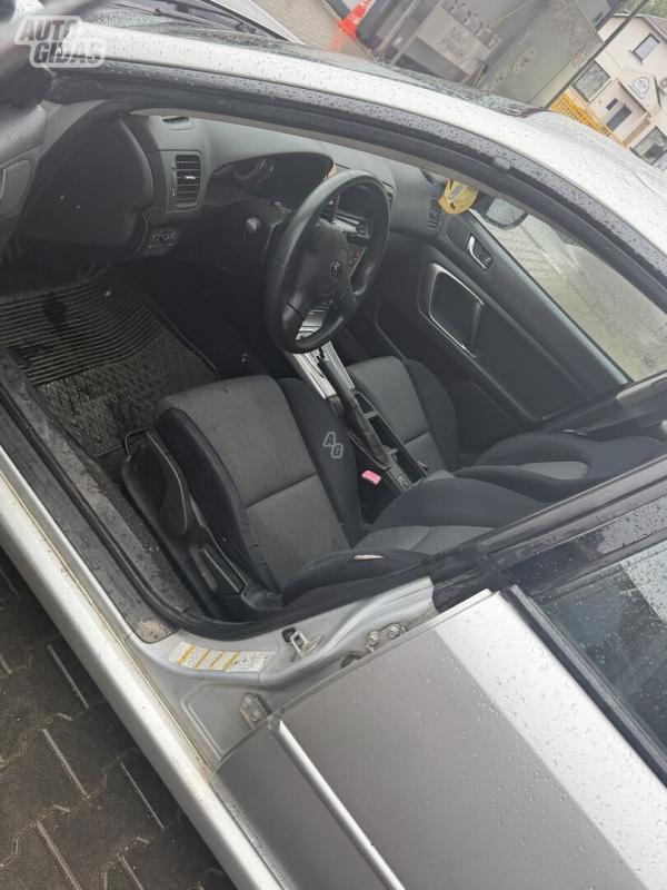 Subaru Legacy 2004 in Vilnius, with an engine capacity of 2.00 L and mileage of 276 thousand km for 800 €, photo 8 on AUTOMOTO.COM.LV