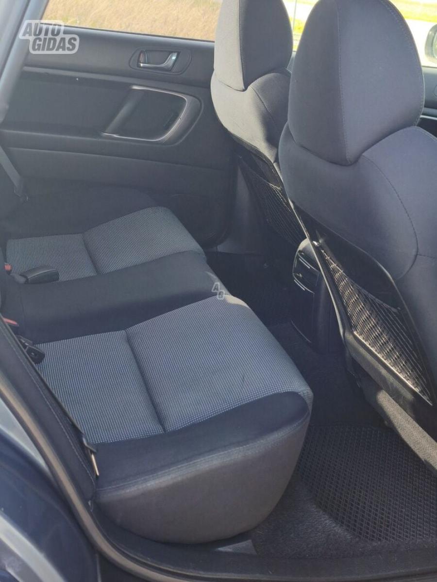 Subaru Legacy 2004 Viļņa, ar dzinēja tilpumu 2.00 L un nobraukumu 364 tūkst. km par 2100 €, foto 6 vietnē AUTOMOTO.COM.LV