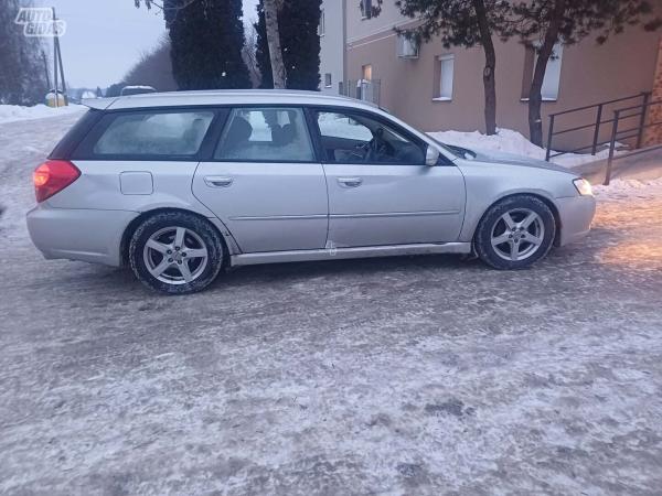 Subaru Legacy 2005 in Klaipeda, with an engine capacity of 2.50 L and mileage of 270 thousand km for 1000 €, photo 1 on AUTOMOTO.COM.LV