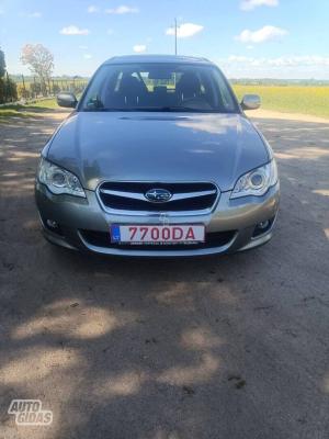 Subaru Legacy 2006 Kaišiadorys, ar dzinēja tilpumu 2.00 L un nobraukumu 275 tūkst. km par 2800 €, foto 3 vietnē AUTOMOTO.COM.LV