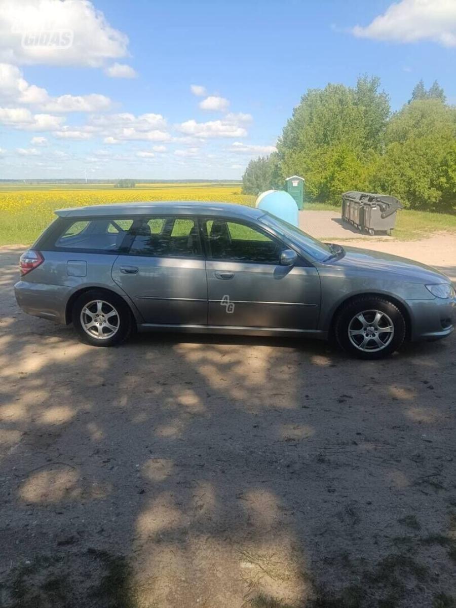 Subaru Legacy 2006 Kaišiadorys, ar dzinēja tilpumu 2.00 L un nobraukumu 275 tūkst. km par 2800 €, foto 4 vietnē AUTOMOTO.COM.LV