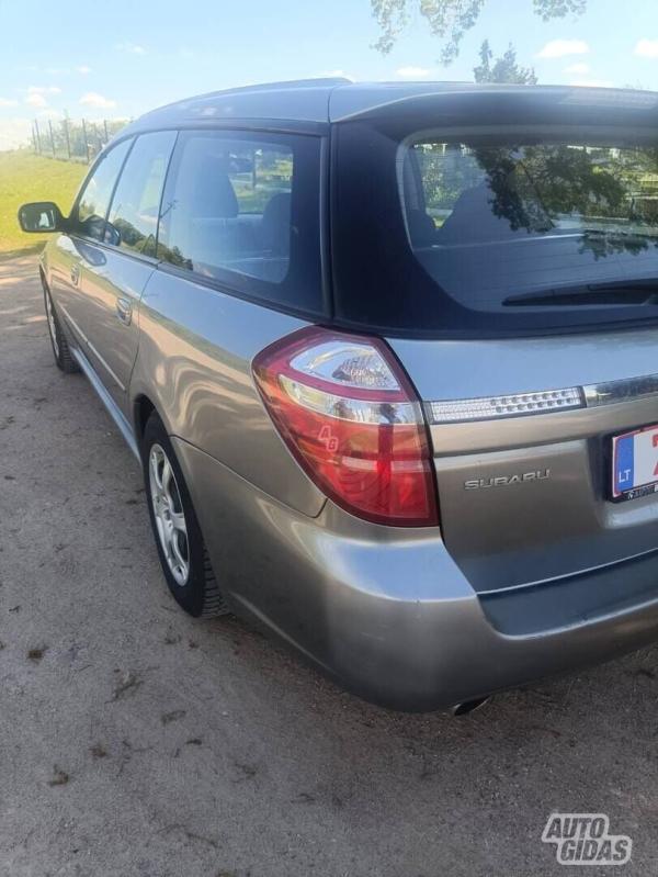 Subaru Legacy 2006 Kaišiadorys, ar dzinēja tilpumu 2.00 L un nobraukumu 275 tūkst. km par 2800 €, foto 5 vietnē AUTOMOTO.COM.LV