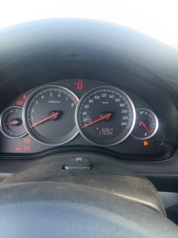 Subaru Legacy 2006 Kaišiadorys, ar dzinēja tilpumu 2.00 L un nobraukumu 275 tūkst. km par 2800 €, foto 8 vietnē AUTOMOTO.COM.LV