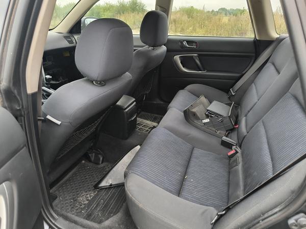 Subaru Legacy 2008 Pērnava, ar dzinēja tilpumu 1.90 L un nobraukumu 237 tūkst. km par 1500 €, foto 6 vietnē AUTOMOTO.COM.LV