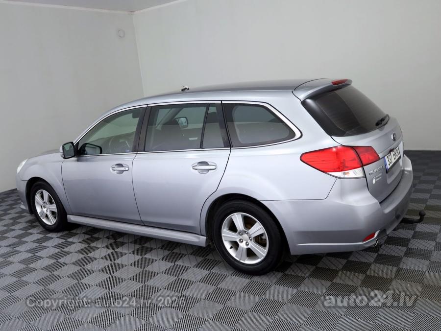 Subaru Legacy 2010 Tallina, ar dzinēja tilpumu 2.00 L un nobraukumu 368 tūkst. km par 1799 €, foto 5 vietnē AUTOMOTO.COM.LV