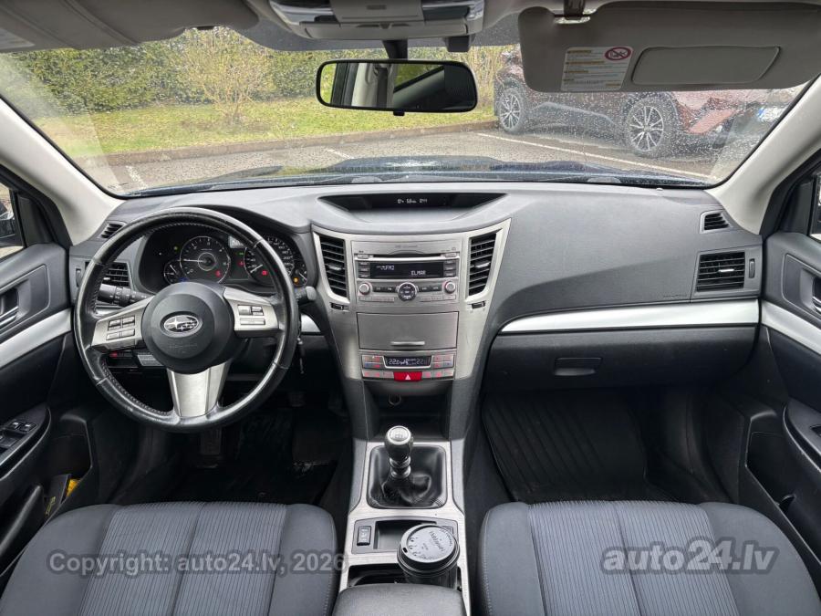 Subaru Legacy 2011 in Tallinn, with an engine capacity of 2.00 L and mileage of 296 thousand km for 2999 €, photo 8 on AUTOMOTO.COM.LV