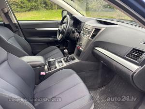Subaru Legacy 2011 in Tallinn, with an engine capacity of 2.00 L and mileage of 296 thousand km for 2999 €, photo 9 on AUTOMOTO.COM.LV