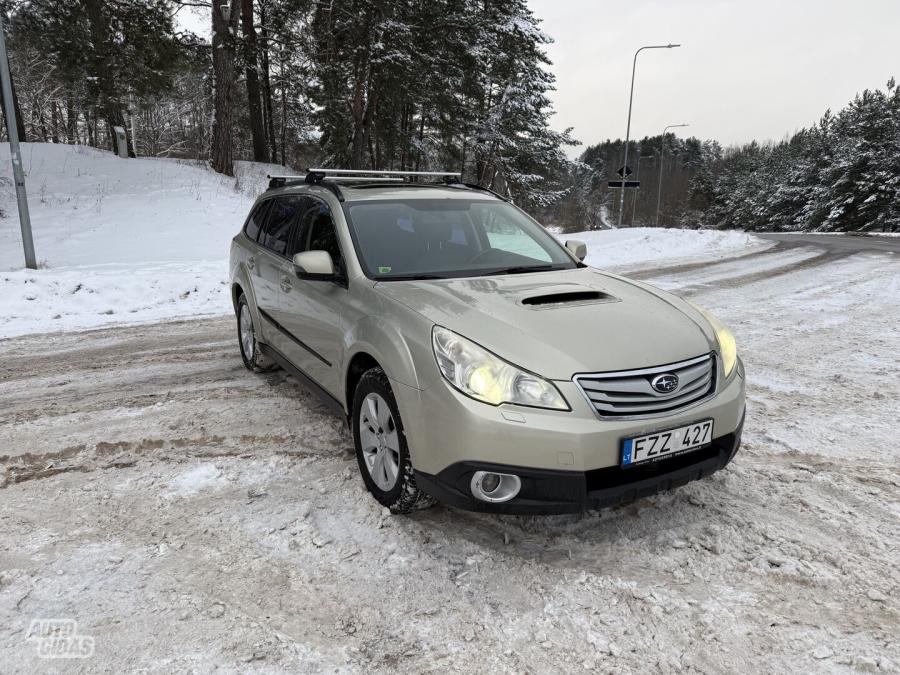 Subaru Legacy 2012 in Vilnius, with an engine capacity of 2.00 L and mileage of 300 thousand km for 2200 €, photo 2 on AUTOMOTO.COM.LV