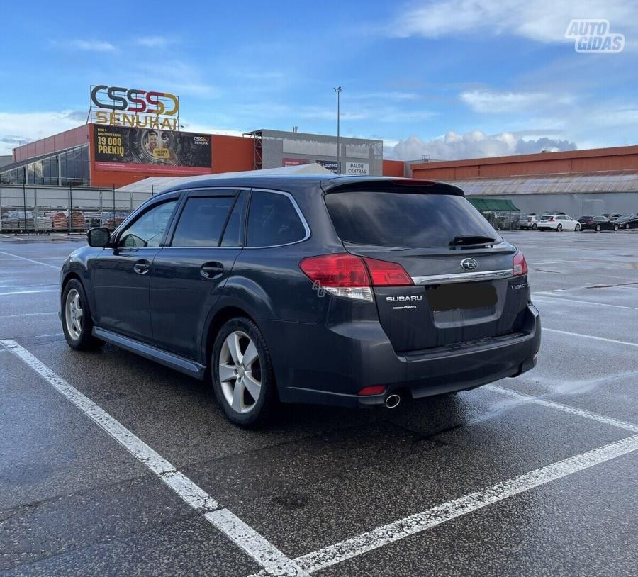 Subaru Legacy 2012 in Kaunas, with an engine capacity of 2.50 L and mileage of 375 thousand km for 6199 €, photo 5 on AUTOMOTO.COM.LV