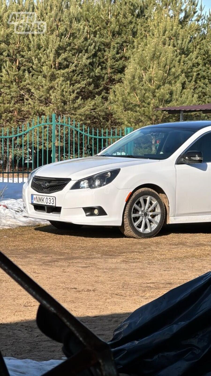 Subaru Legacy 2012 in Vilnius, with an engine capacity of 2.50 L and mileage of 345 thousand km for 3500 €, photo 13 on AUTOMOTO.COM.LV
