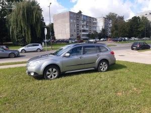 Subaru Legacy 2012 Kauņa, ar dzinēja tilpumu 2.00 L un nobraukumu 240 tūkst. km par 1850 €, foto  vietnē AUTOMOTO.COM.LV
