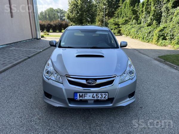 Subaru Legacy 2013 in Jelgava, with an engine capacity of 2.00 L and mileage of 269 thousand km for 2999 €, photo 6 on AUTOMOTO.COM.LV