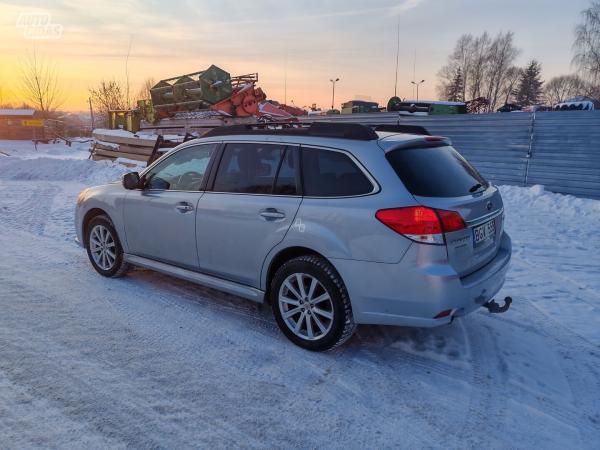 Subaru Legacy 2013 Kaišiadorys, ar dzinēja tilpumu 2.50 L un nobraukumu 224 tūkst. km par 6300 €, foto 5 vietnē AUTOMOTO.COM.LV