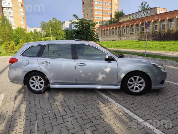 Subaru Legacy 2013 in Riga, with an engine capacity of 2.00 L and mileage of 277 thousand km for 3490 €, photo 3 on AUTOMOTO.COM.LV