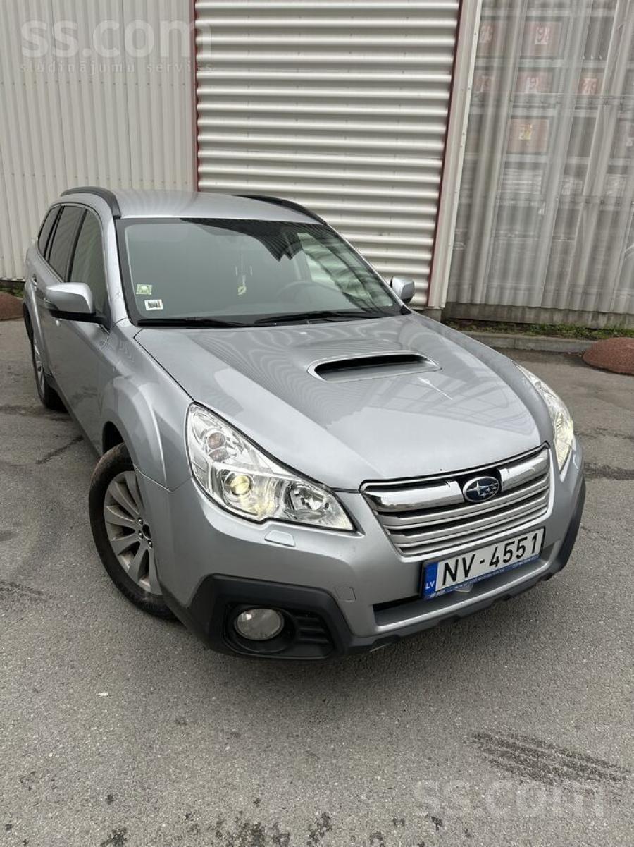 Subaru Legacy 2014 Rīga, ar dzinēja tilpumu 2.00 L un nobraukumu 280 tūkst. km par 3899 €, foto 3 vietnē AUTOMOTO.COM.LV