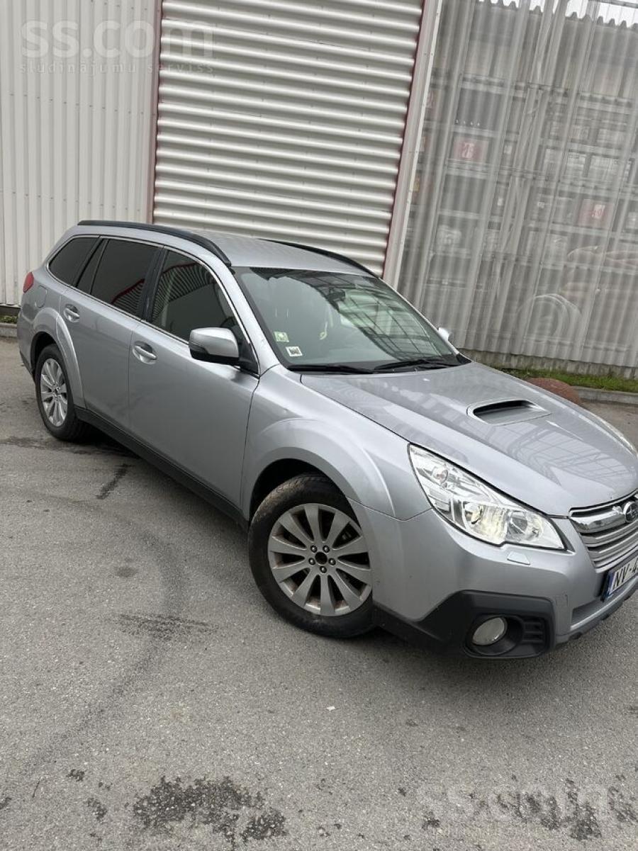 Subaru Legacy 2014 Rīga, ar dzinēja tilpumu 2.00 L un nobraukumu 280 tūkst. km par 3899 €, foto 4 vietnē AUTOMOTO.COM.LV
