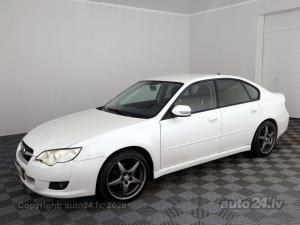 Белый Субару Легаси 2006 в Таллин, объемом двигателя 2.00 л и пробегом 289 тыс. км за 1199 €, фото 3 на AUTOMOTO.COM.LV