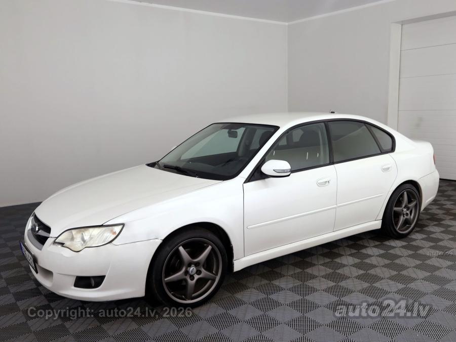 Белый Субару Легаси 2006 в Таллин, объемом двигателя 2.00 л и пробегом 289 тыс. км за 1199 €, фото 3 на AUTOMOTO.COM.LV