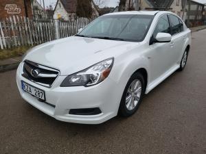 Balts Subaru Legacy 2011 Alīta, ar dzinēja tilpumu 2.50 L un nobraukumu 224 tūkst. km par 2600 €, foto  vietnē AUTOMOTO.COM.LV