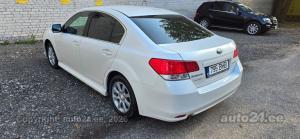 White Subaru Legacy 2012 in Tallinn, with an engine capacity of 2.00 L and mileage of 217 thousand km for 3799 €, photo 3 on AUTOMOTO.COM.LV