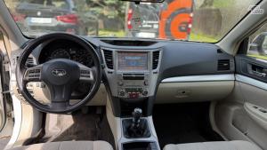 White Subaru Legacy 2012 in Vilnius, with an engine capacity of 2.50 L and mileage of 215 thousand km for 3850 €, photo 11 on AUTOMOTO.COM.LV