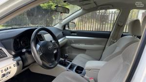White Subaru Legacy 2012 in Vilnius, with an engine capacity of 2.50 L and mileage of 215 thousand km for 3850 €, photo 12 on AUTOMOTO.COM.LV
